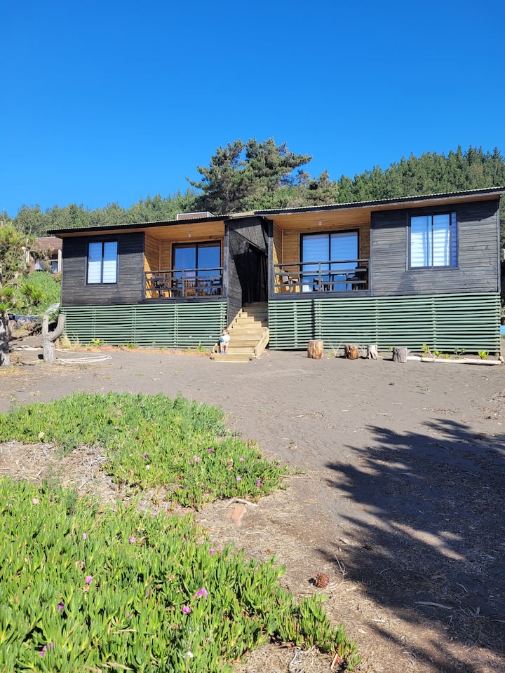 Frente Al Mar. Casa Loica - Pelluhue