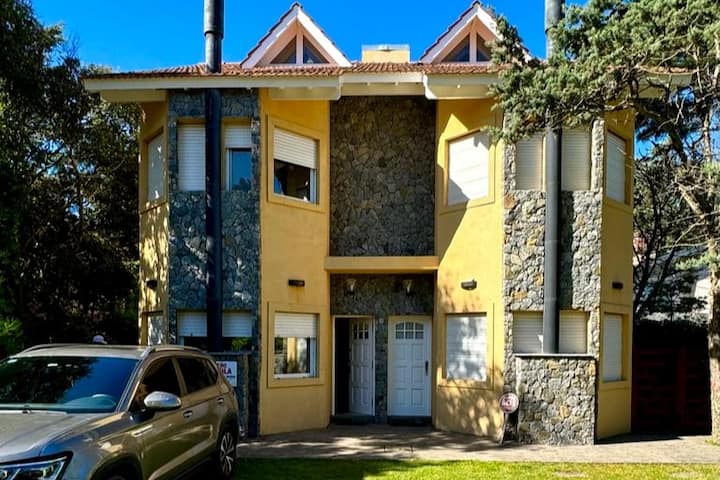 Hermoso Chalet - 50 Metros Del Mar - Pinamar