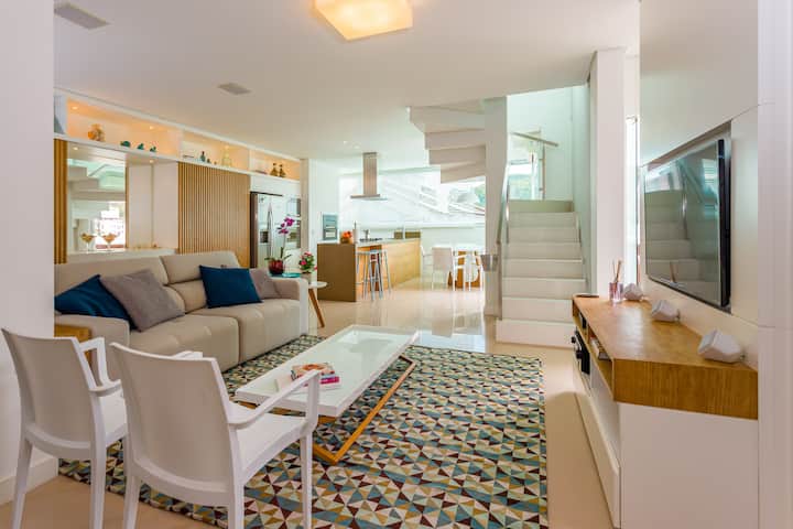 Cobertura Duplex Jurerê Jacuzzi/3d/5split/5p/1v - Florianópolis