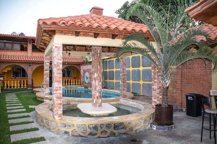Finca Los Colibrís - Cuernavaca