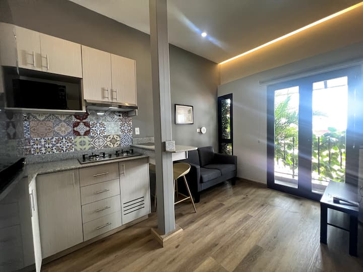 Adorable Cinta Costera Apartment - Panama City
