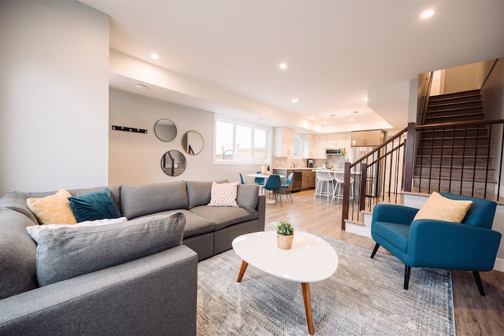 Sleek & Stylish Stay In Penticton - Penticton