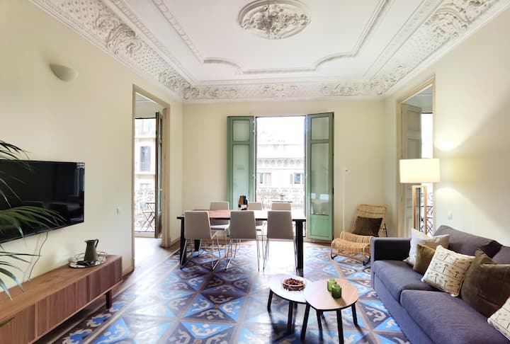 Beautiful Elegant Classy Central - Barcelona