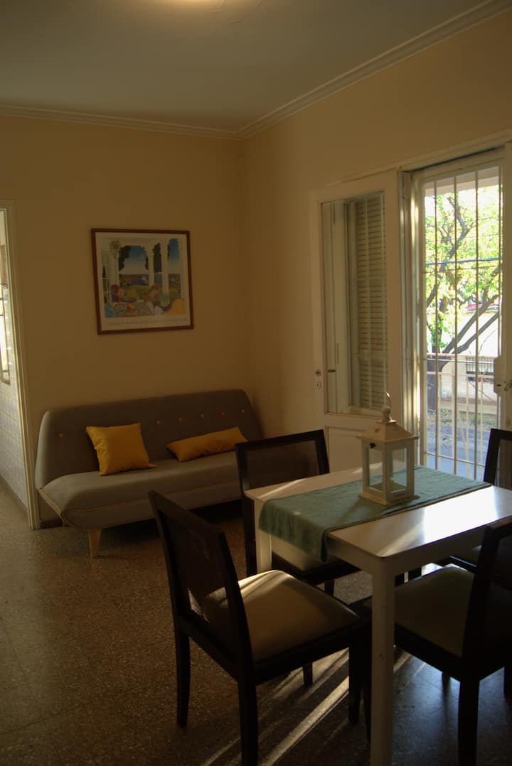 Departamento Completo Con Excelente Ubicación - Mendoza
