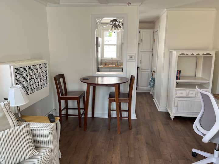 One Bedroom Guesthouse - Asbury Park, NJ