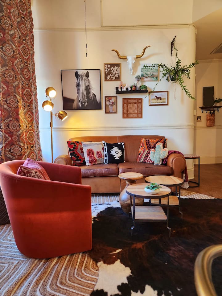 On Riverwalk Downtwn/king - San Antonio, TX