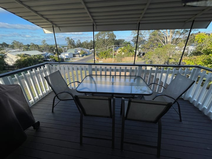 K’gari Breezes - Hervey Bay