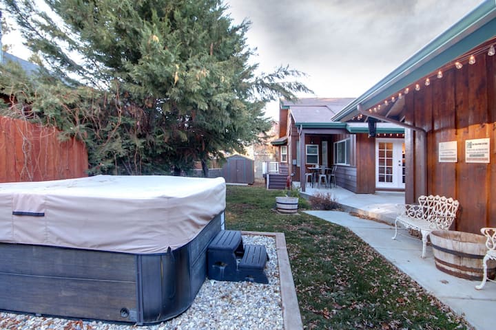 Hot Tub - Game Room ~ Club View Cottage - Big Bear Lake, CA
