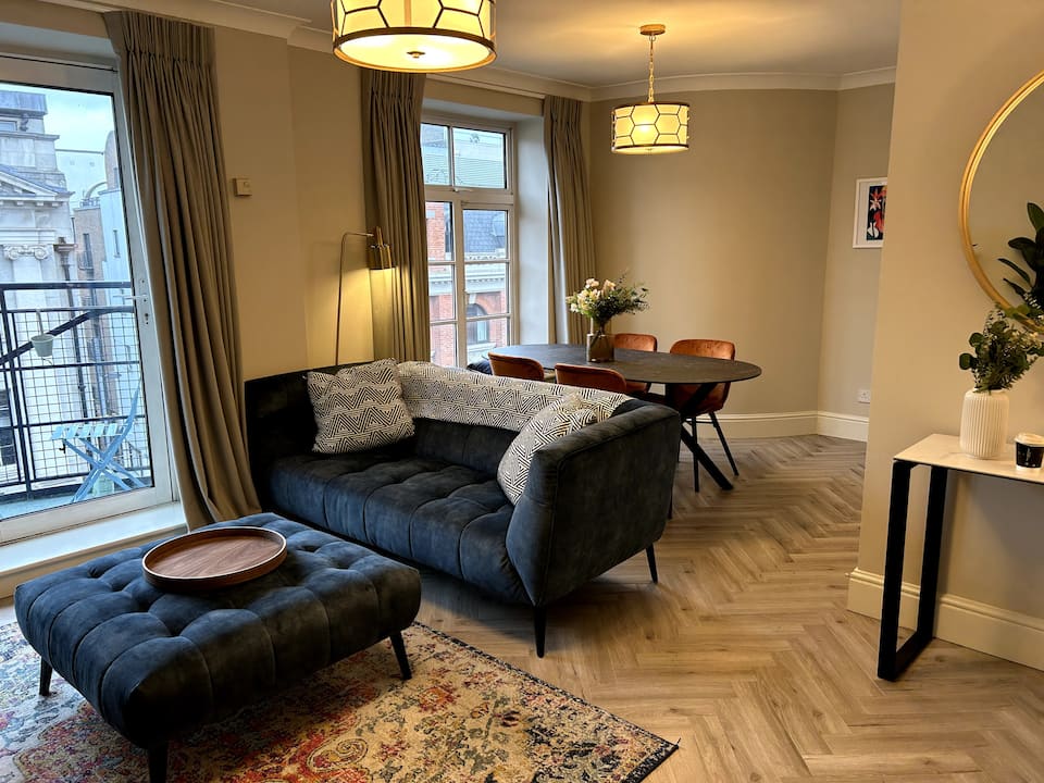 Dublin Apartment Holiday Rentals - County Dublin, Ireland | Airbnb