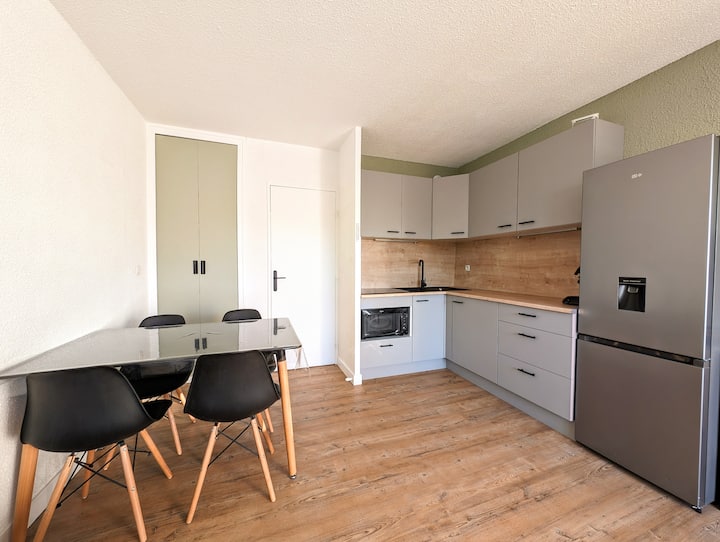 Studio Centre Cap + Parking + Loggia + Portable Air Conditioning - Marseillan