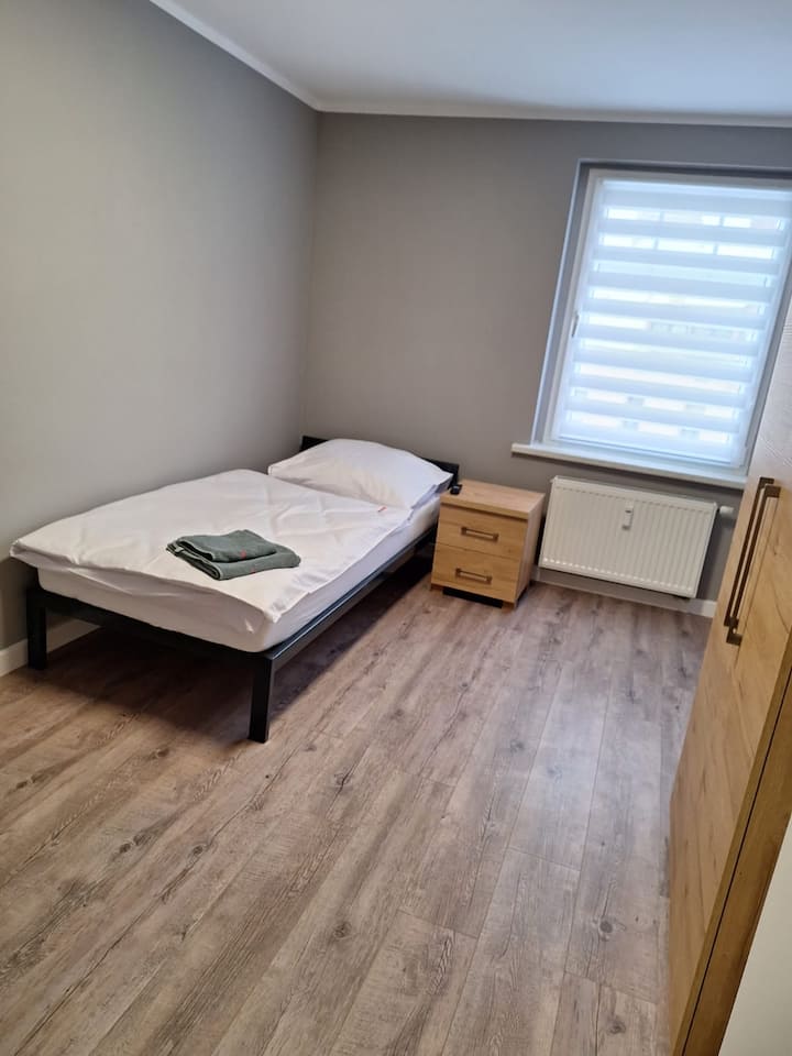 (3a) Neu Renoviert 3 Zi 5 Betten - Gartz (Oder)