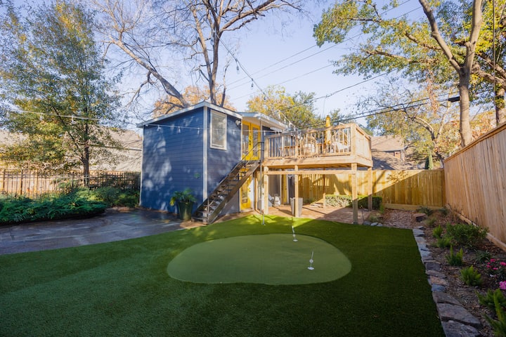 Spacious Guest House In The Heart Of The Heights - Houston, TX