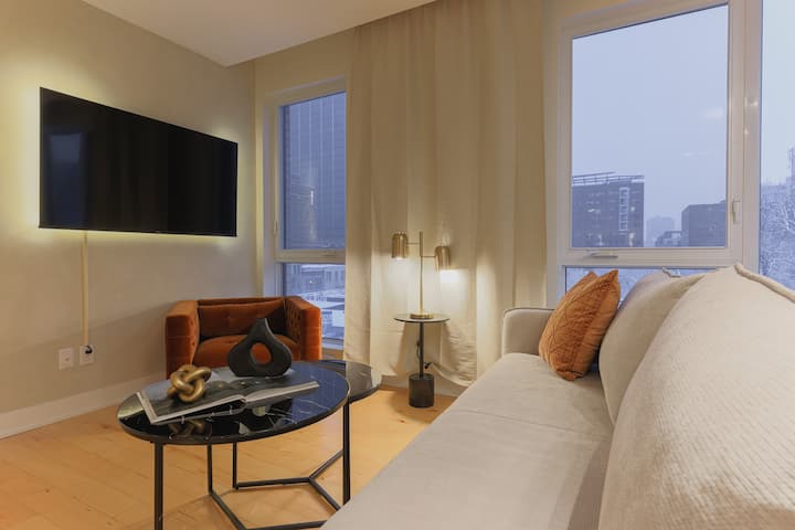 Luxury 2br W/panoramic View | Walk To Old Port - Montréal