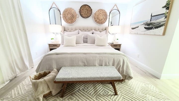 Poshpadz Treetop Villa Sleeps 5•bbq•beach• Golf - Palm Beach Gardens, FL