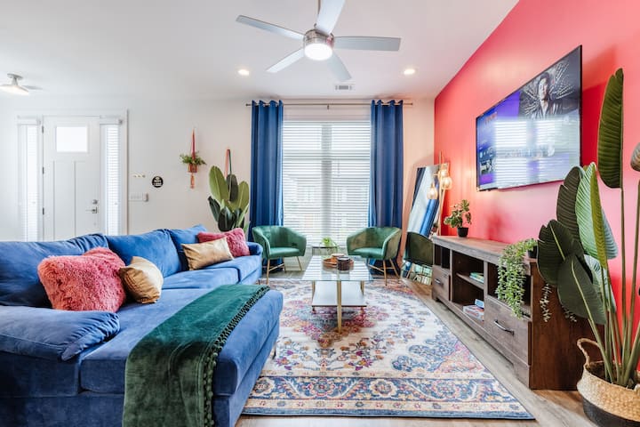 Instafamous Boho Retreat - Greenville, SC