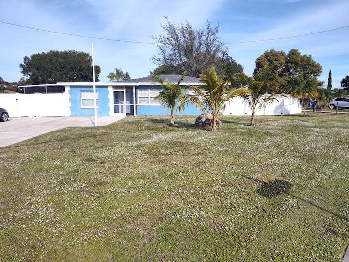 Charming 2/1 In The Heart Of Apollo Beach - Apollo Beach, FL