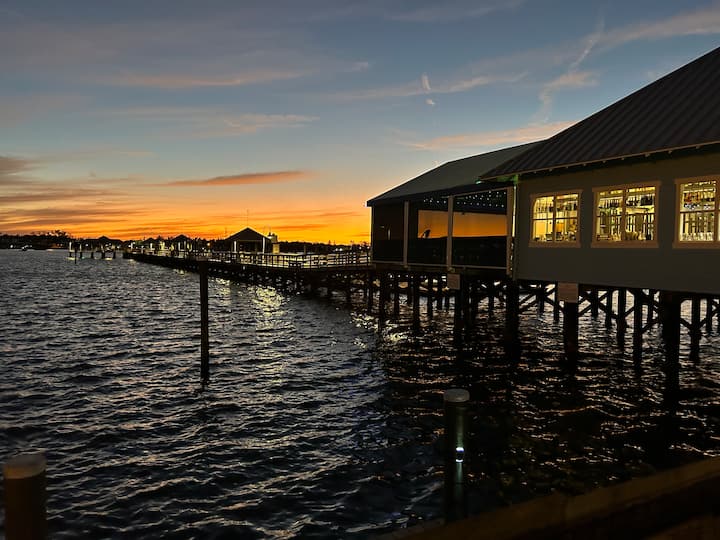 Ami Bridge Street Pier Phase Inn - Bradenton Beach, FL