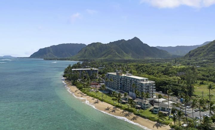 Beachfront Getaway In Hauula - Laie, HI