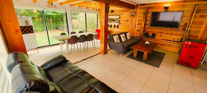 Casa Con Piscina En Condominio Privado En Pucón - Pucon