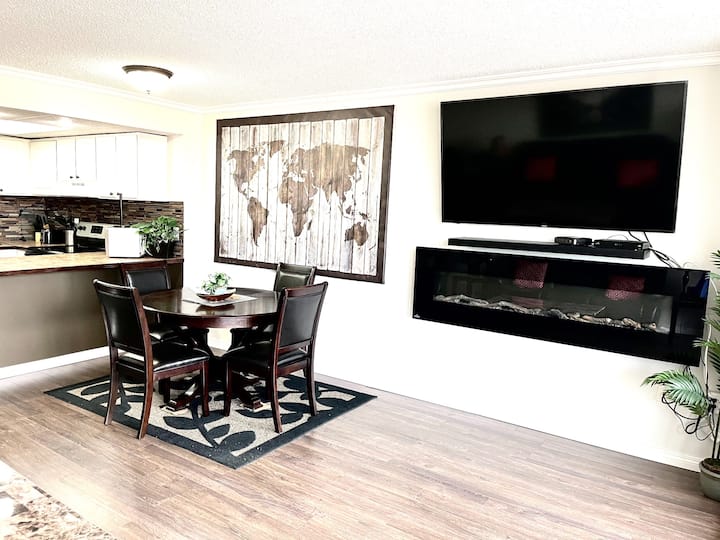 Clean/bright Condo At Checkmate Hill Condominiums - Red Deer