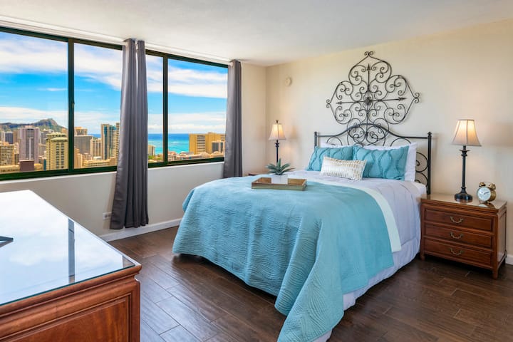 Hm Ph 303 Comfy Penthouse In Waikiki - Sleeps 6 - Honolulu, HI