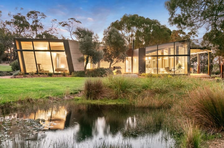 Vineyard House - Red Hill
