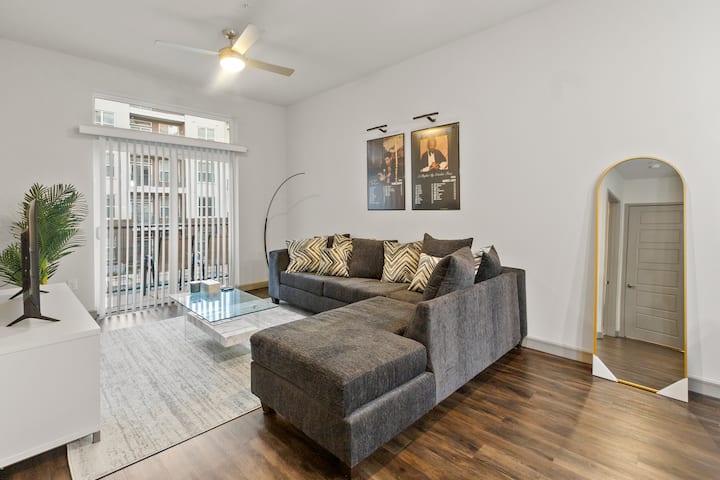 Luxury/cozy 1bd Suite | Parking | Pool | Office - Northside Village – Houston