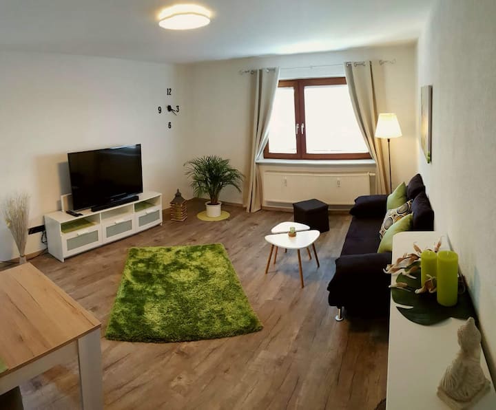 Moderne 2-zimmer-wohnung – Top Lage & Ruhig - Sindelfingen