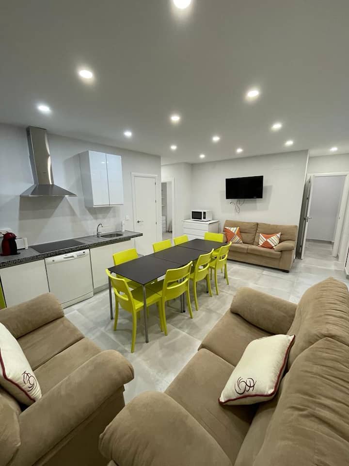 Casa Amplia Ideal En Casco Histórico De Almuñecar - Salobreña