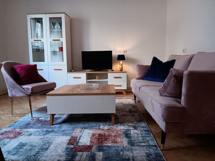 Quiet And Centrally Located Apartment - Zagreb