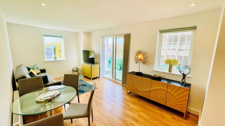 Urban Gem-luxury Apartment - Enfield Town