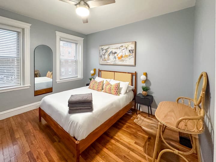 (F35) Fenway Park, Renovated, 2 Beds. - Boston, MA