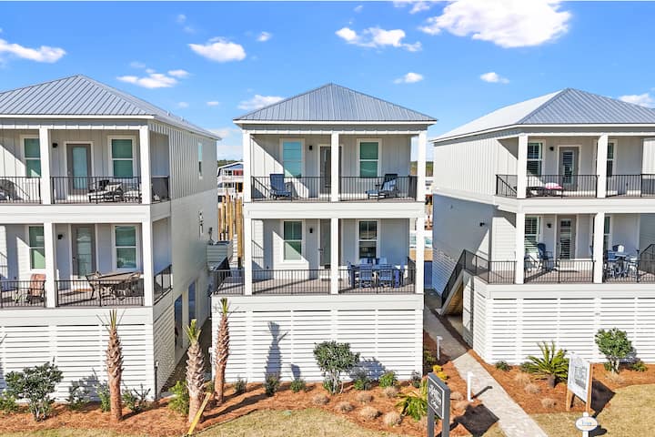 New: Luxurious 4br/4ba Beach House Sleeps 13 - Gulf Shores, AL