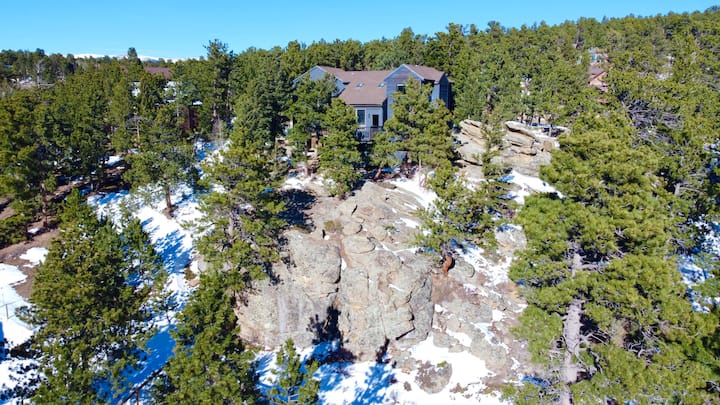 The Rock Villa | Hot Tub | Eldora Ski Area | Views - Nederland, CO