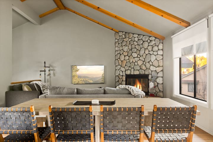 Moonridge 2br Ski Oasis + Walk To Ski Resort - Big Bear Lake, CA