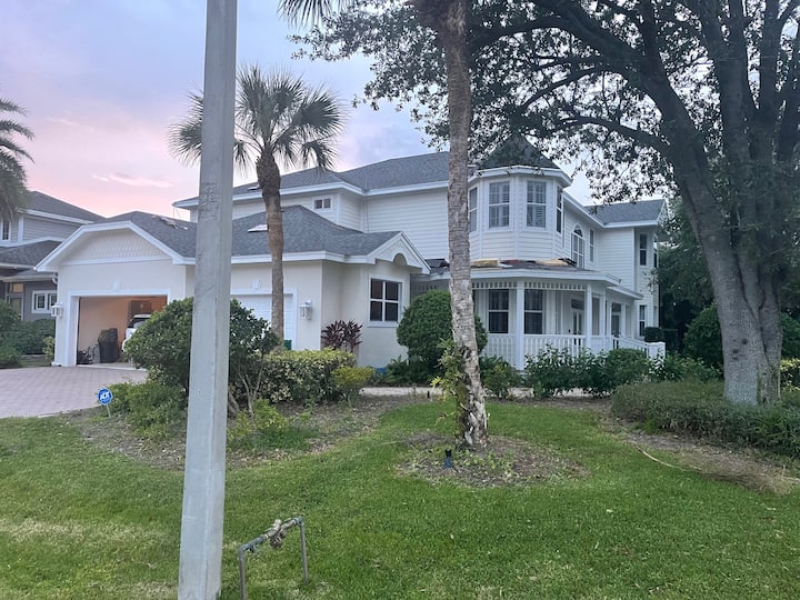 The Serena & Lilly House! - 那不勒斯