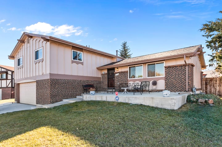 Casa Kaleidoscope: Spacious Dream House! - Westminster, CO