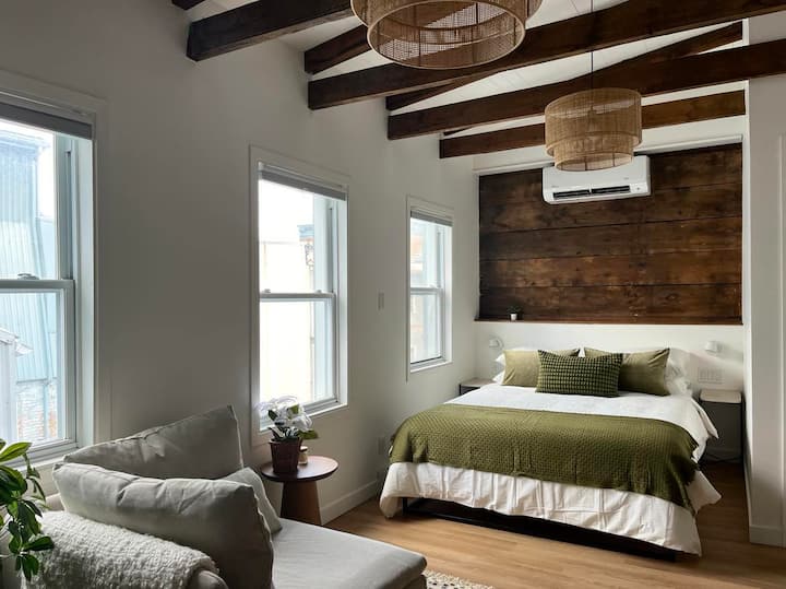 Studio Sous Les Toits - A/c - 2ppl - Québec, QC