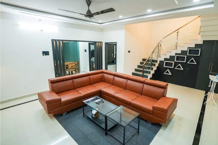 N Cube Service Apartment 4 Bhk - Hyderabad