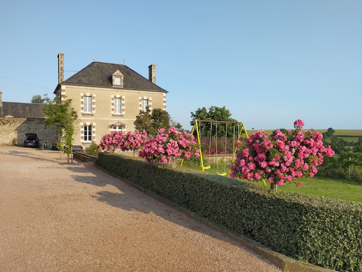 Maison Bourgeoise à La Campagne - Normandiya
