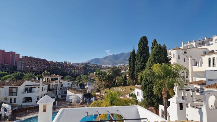 Pool Views Pueblo Evita - Benalmádena