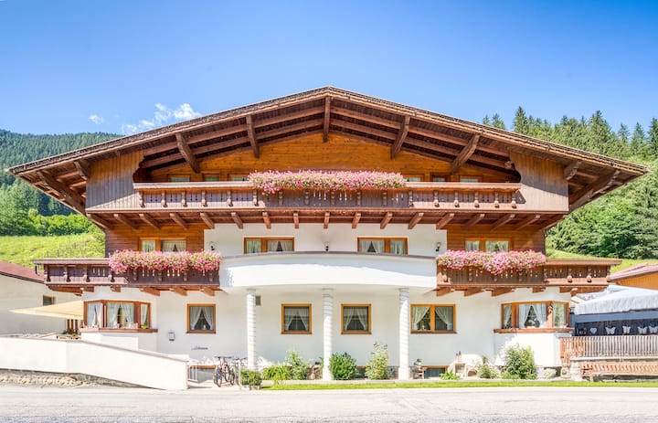 Ischglsee - Ruim Appartement Met Groot Terras - Landeck