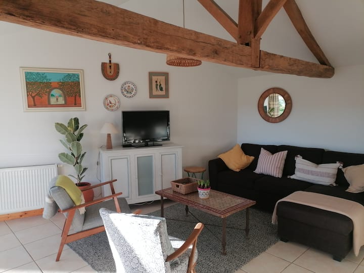 Lodge Indépendant Confortable Avec Poêle à Granulé - Charente