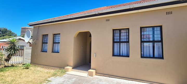 Selfcatering House For 14 People - Le Cap