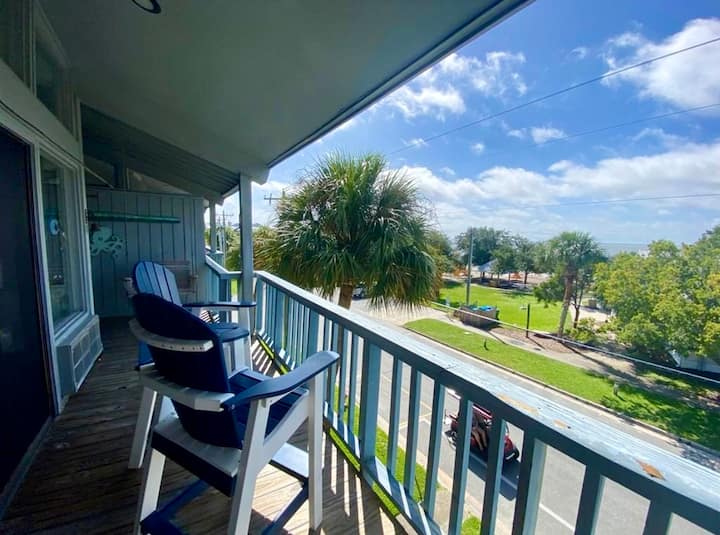 323 Beautiful Gulf And Park Views - Cedar Key, FL