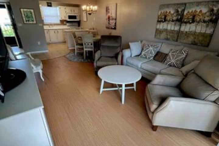 Lc-521 Perfect Cute Condo Near The Beach - Sunny Isles Beach, FL