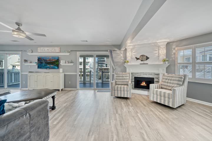 Your Happy Place At 33 Harry Dr - Long Beach Island, NJ