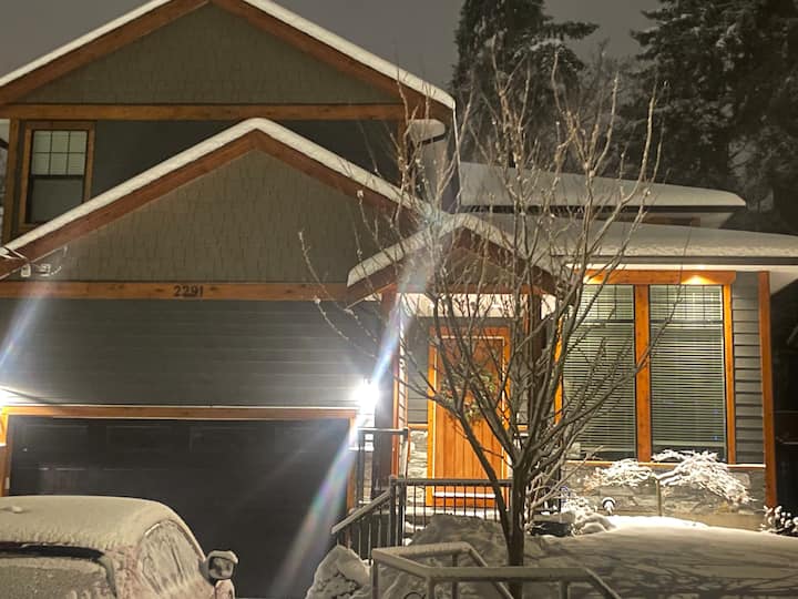 Cozy Island Escape - Nanaimo