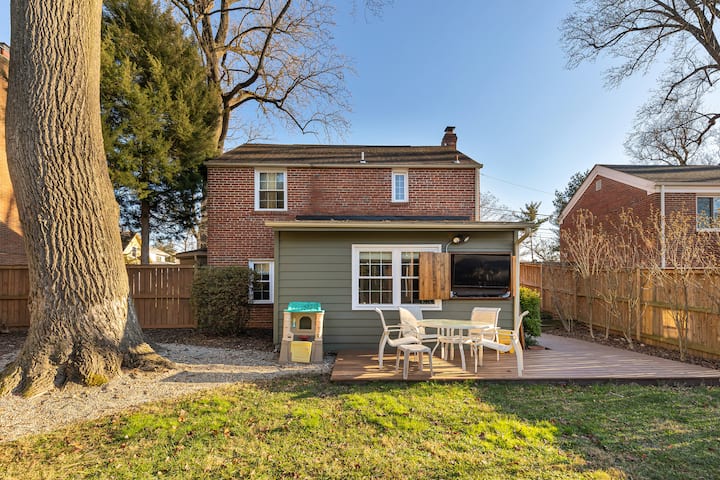 Walk To Metro•family Friendly • Near Dc - Silver Spring, MD