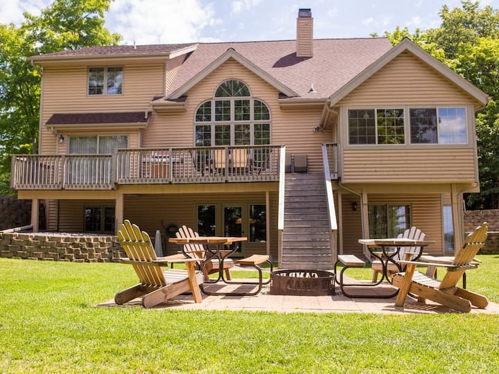Private - Secluded Lake Home/sleep Up To 20 People - Black lake, Aitkin